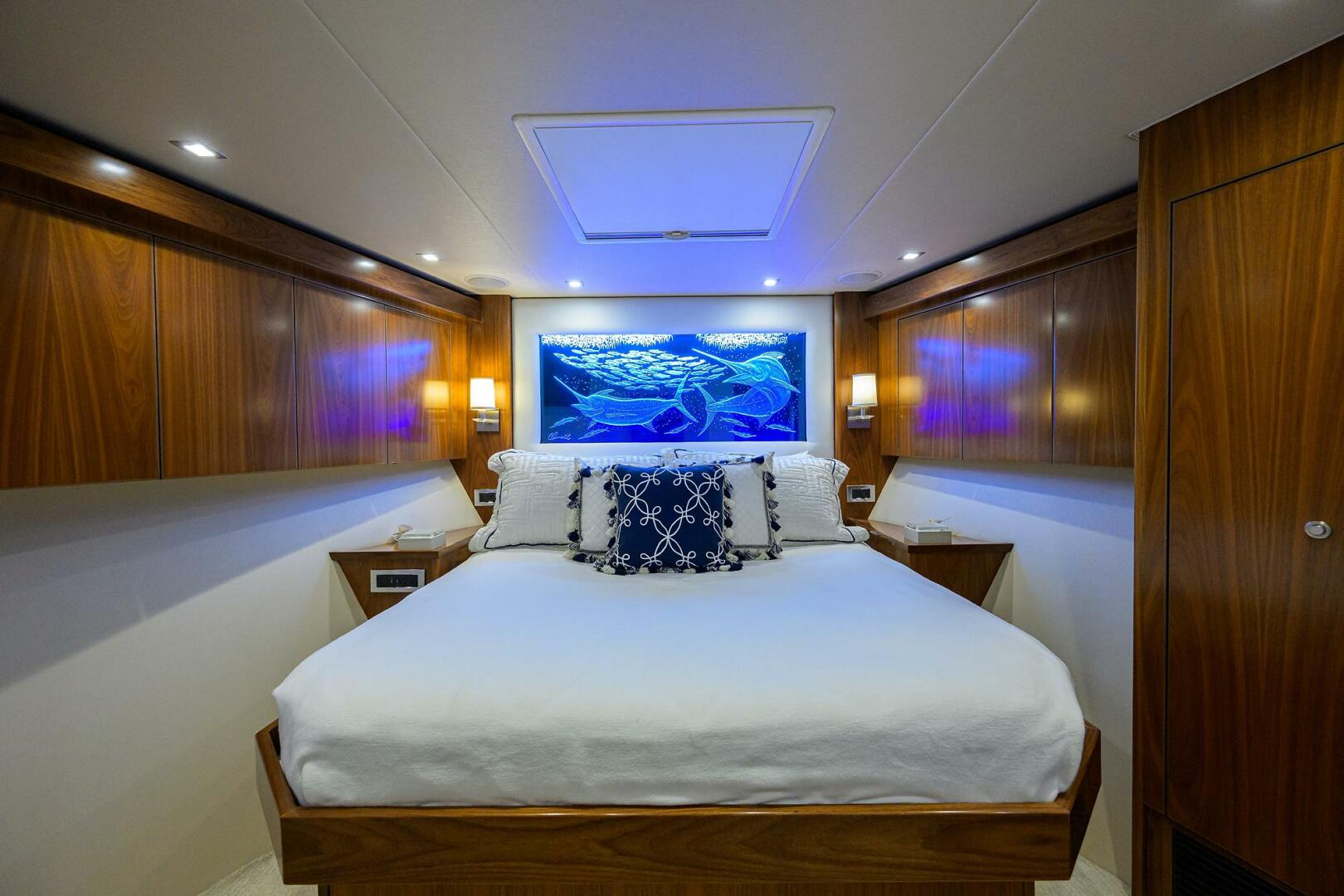 2020 Viking 92 Enclosed Bridge "CHINA TIME" for Sale in Abacos, FL ...