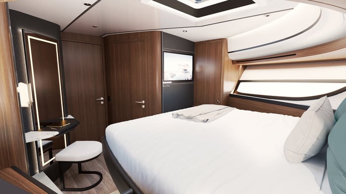 Eclipse 605 Shadow for Sale | New Express Cruisers | HMY Yachts